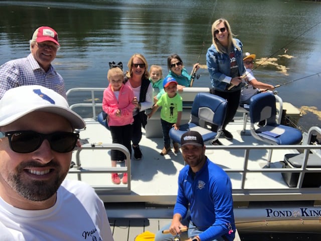 Small Pontoon Boats for Pond Fishing and Unforgettable Family Fun